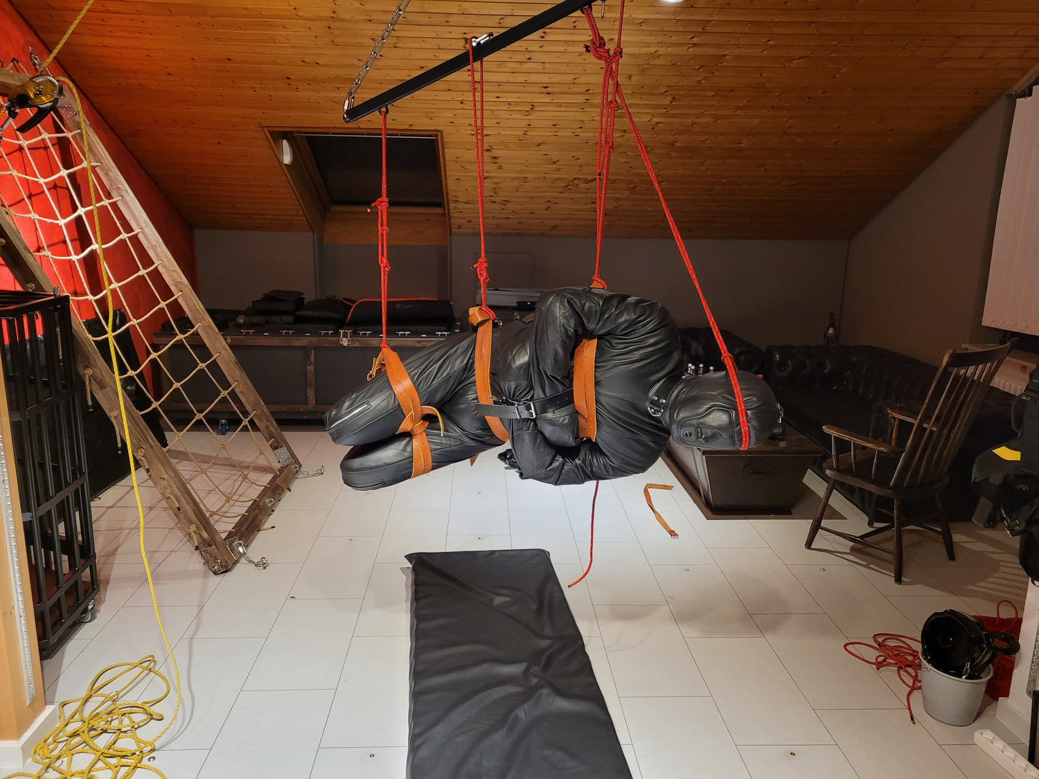 Gallery – LeatherPrison